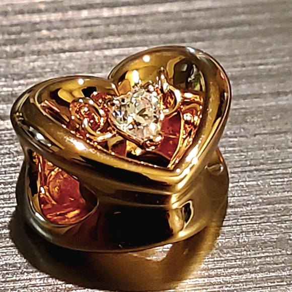 Pandora | Jewelry | Authentic New Pandora Radiant Heart Floating Stone ...